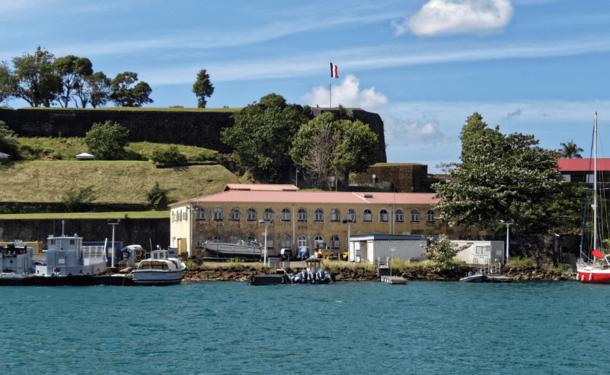 Le Fort Saint-Louis : Le fort militaire de Fort de France - Tourcrib