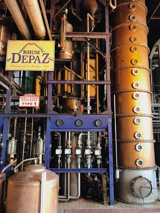 La distillerie Depaz en Martinique - Tourcrib