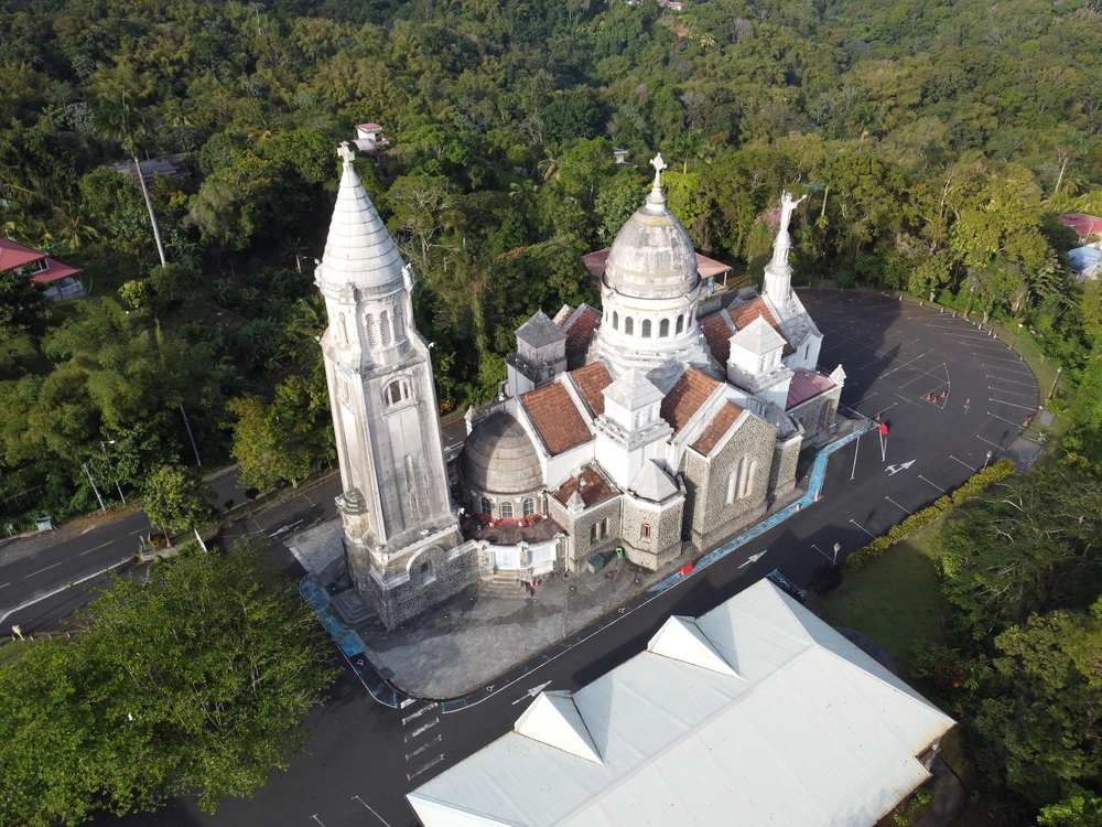 The Church of the Sacred Heart of Balata in Martinique - Tourcrib