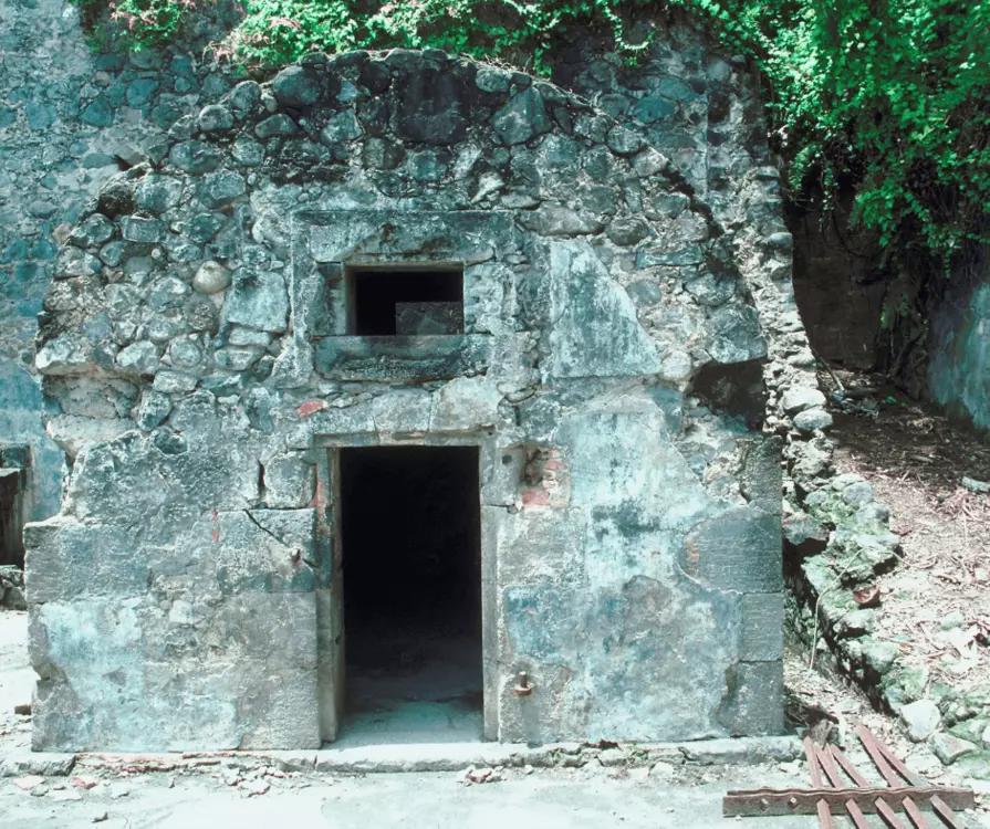 Cyparis' dungeon in Saint-Pierre in Martinique - Tourcrib